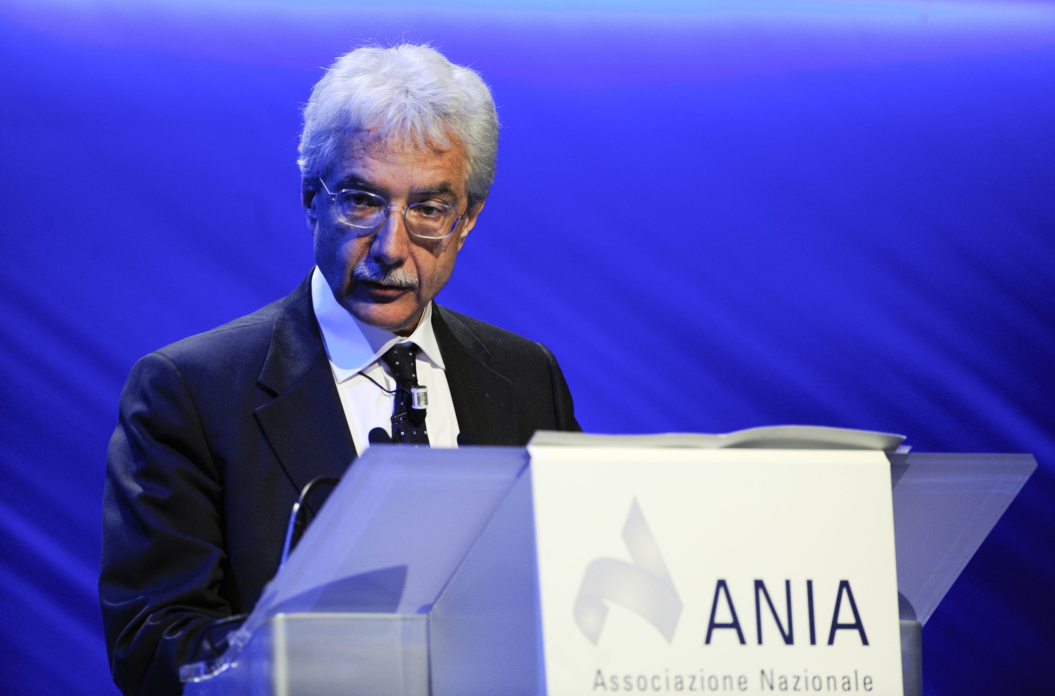 L’Ivass mette in guardia contro le truffe sulle polizze rc auto temporanee